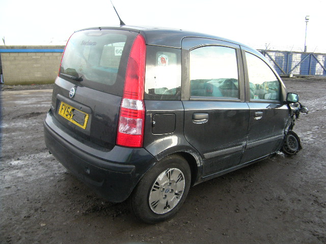 FIAT PANDA DYNAMIC TAILGATE